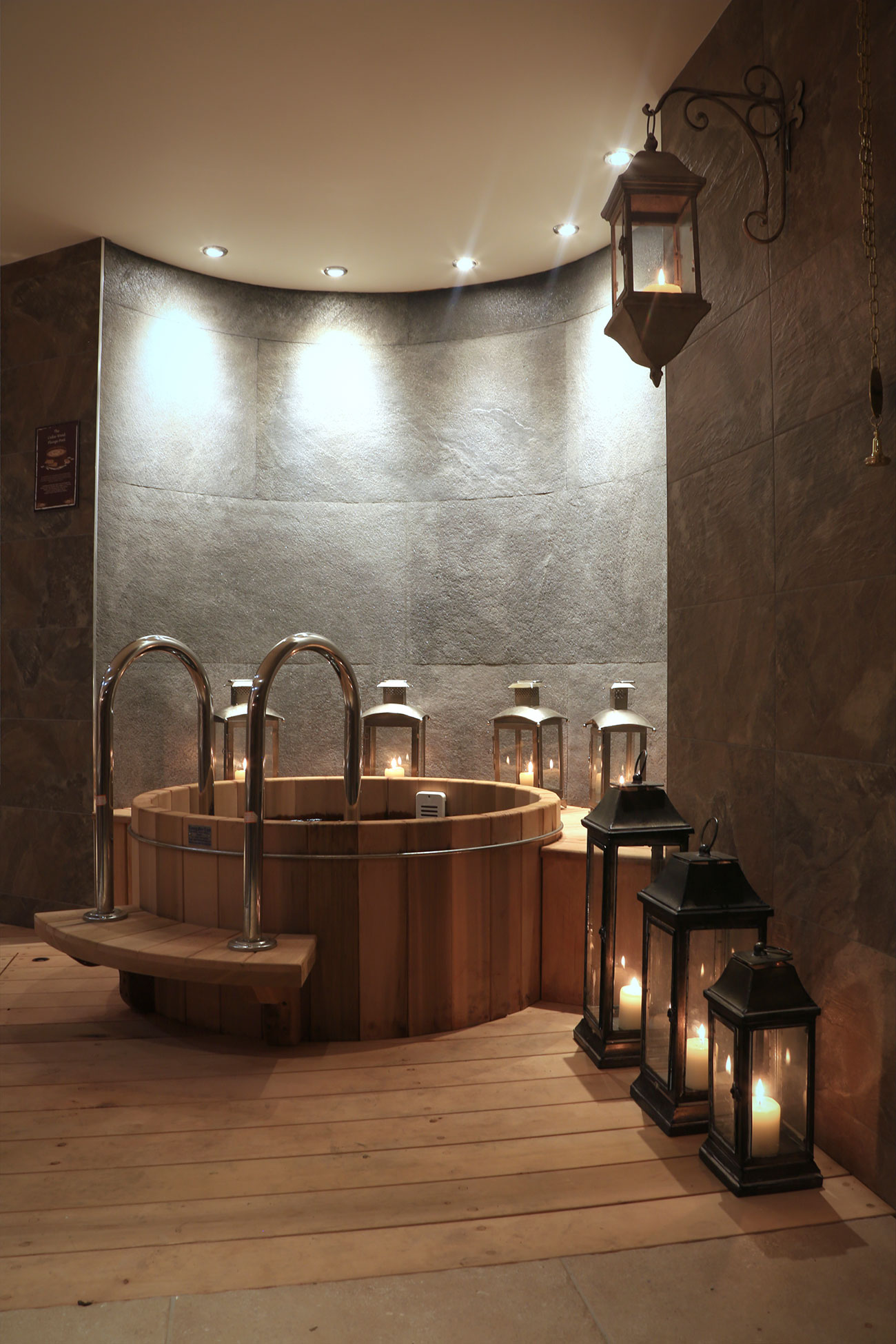 Peak District Luxury Spa - Three Horseshoes Country Inn & Spa